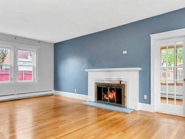 house with 5 bedroom, Providence RI DS103663739