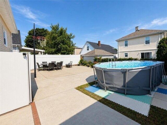 house with 5 bedroom, Providence RI ES104831830