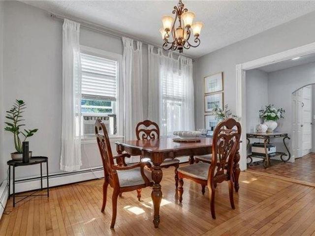 house with 5 bedroom, Providence RI ES105107916