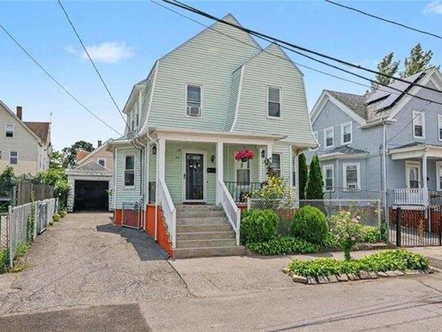 house with 5 bedroom, Providence RI ES105108104