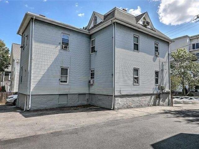 house with 5 bedroom, Providence RI ES103020226