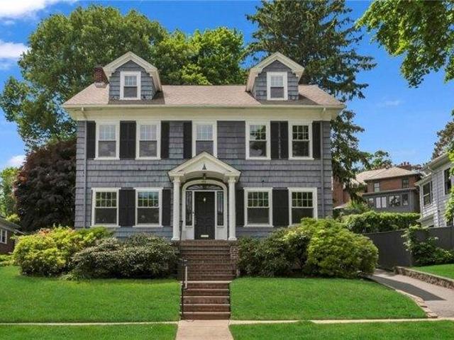 house with 5 bedroom, Providence RI ES103099038