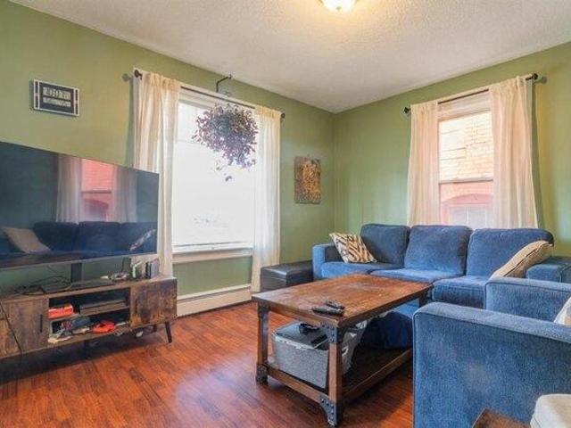 house with 5 bedroom, Providence RI ES103223886