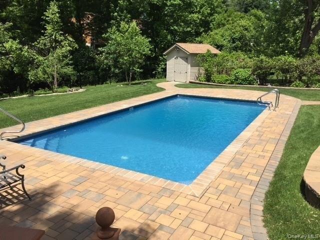 house with 5 bedroom, Purchase NY ES104905027