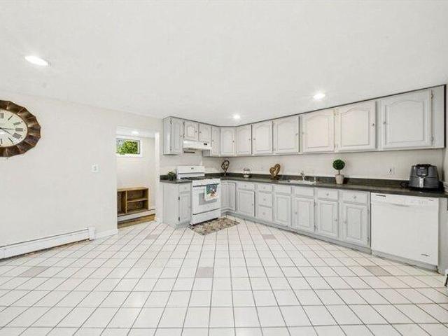 house with 5 bedroom, Quincy MA DS103441313