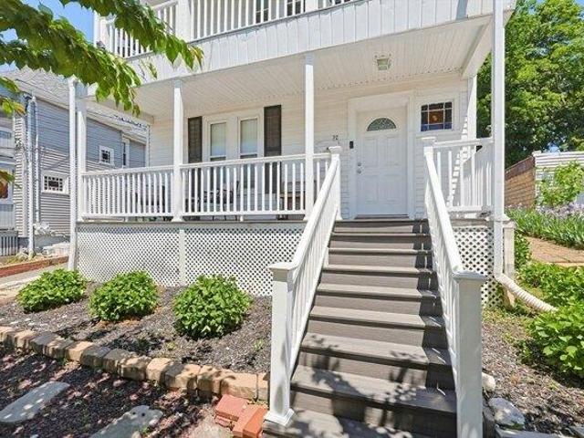 house with 5 bedroom, Quincy MA ES103250299