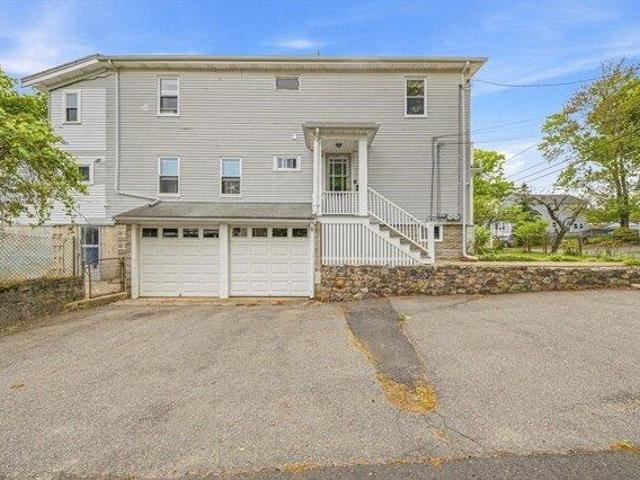 house with 5 bedroom, Randolph MA ES103097406