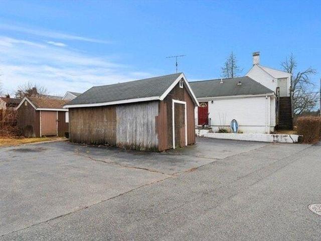 house with 5 bedroom, Randolph MA ES104788494