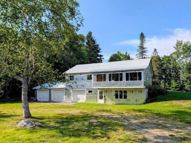 house with 5 bedroom, Rangeley ME DS104261512