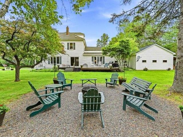 house with 5 bedroom, Rangeley ME ES105143286