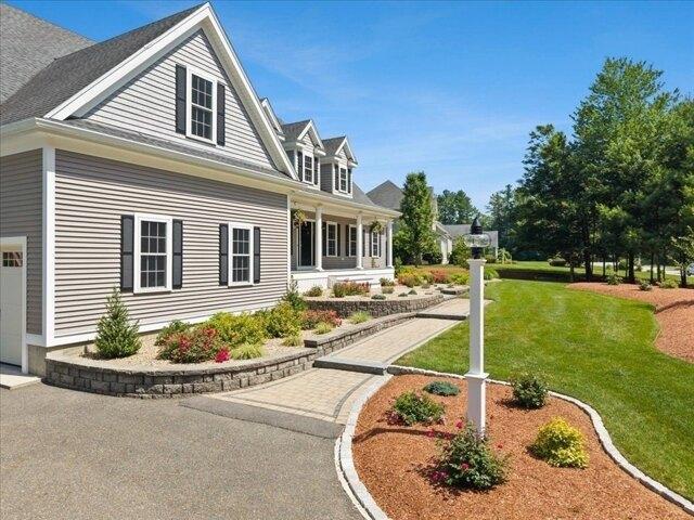 house with 5 bedroom, Raynham MA DS103885348