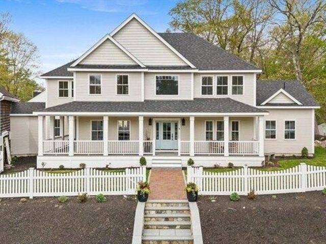 house with 5 bedroom, Reading MA DS103808544