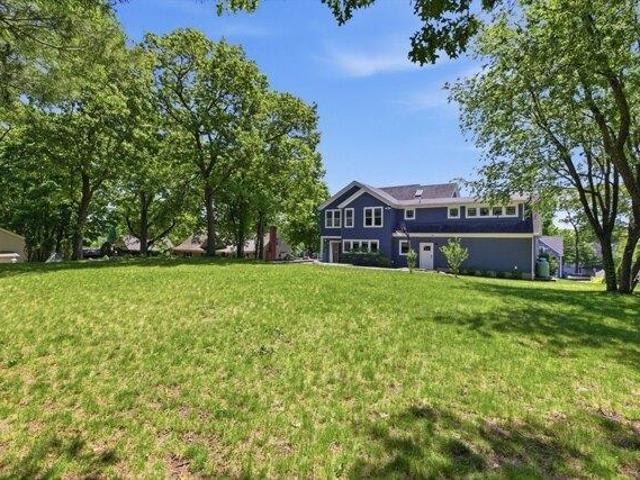house with 5 bedroom, Reading MA ES104407461
