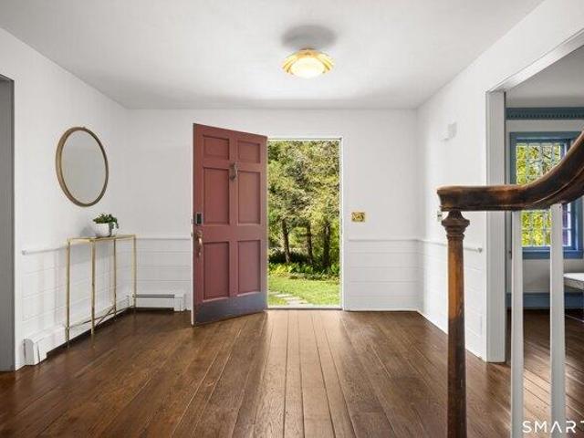 house with 5 bedroom, Redding CT DLS102213077