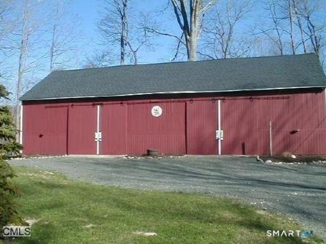 house with 5 bedroom, Redding CT DS104264689