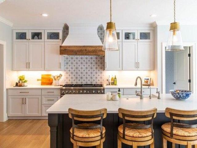 house with 5 bedroom, Rehoboth MA ES105079957