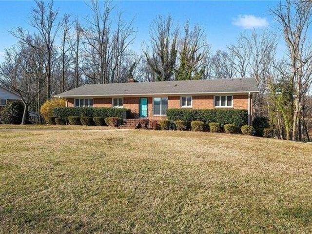 house with 5 bedroom, Reidsville NC DS103602170