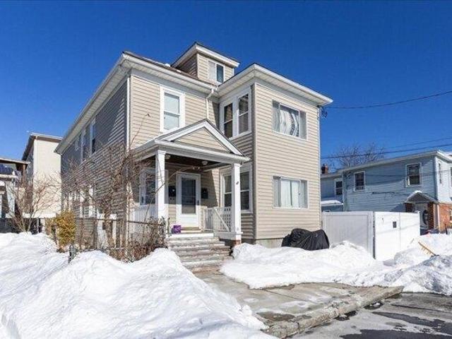 house with 5 bedroom, Revere MA DLS102670716
