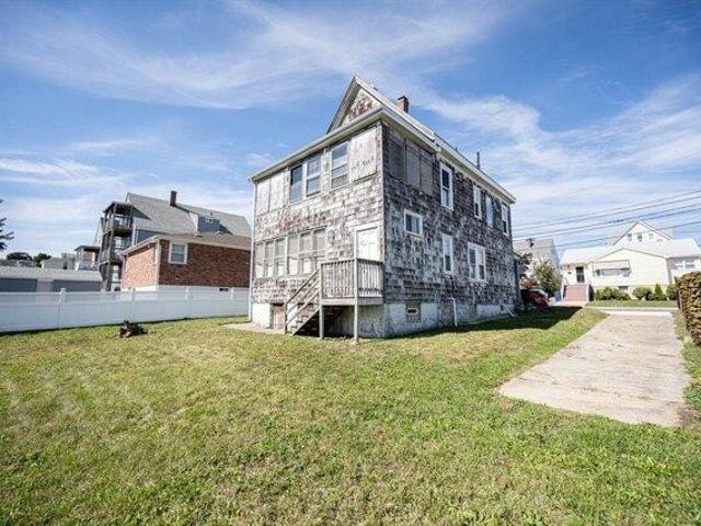 house with 5 bedroom, Revere MA ES105401500
