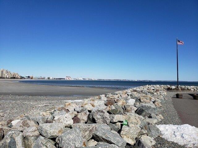 house with 5 bedroom, Revere MA ES105204752