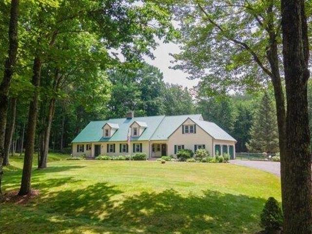 house with 5 bedroom, Rindge NH ES105145033
