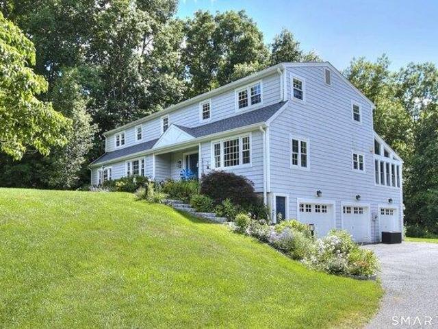 house with 5 bedroom, Ridgefield CT DS104115140