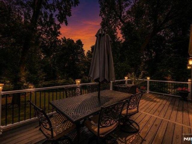 house with 5 bedroom, Ridgewood NJ ES104406838