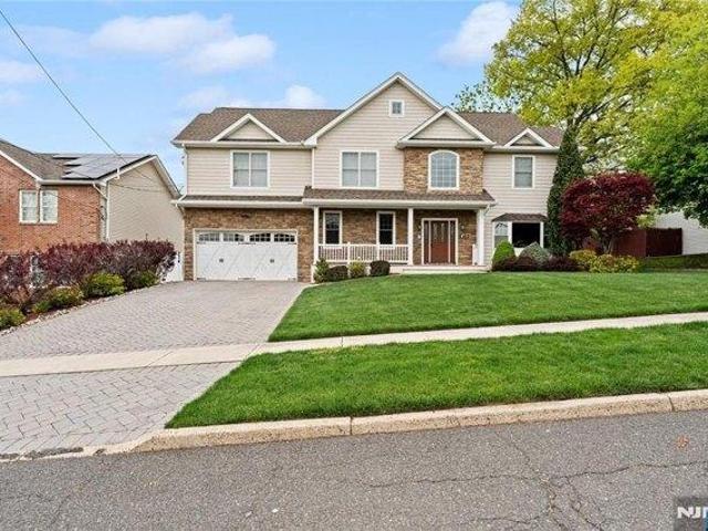 house with 5 bedroom, River Edge NJ DLS101800207
