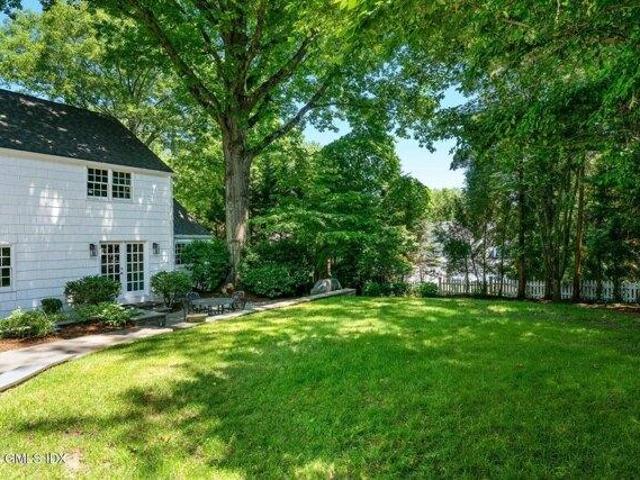 house with 5 bedroom, Riverside CT ES103624804