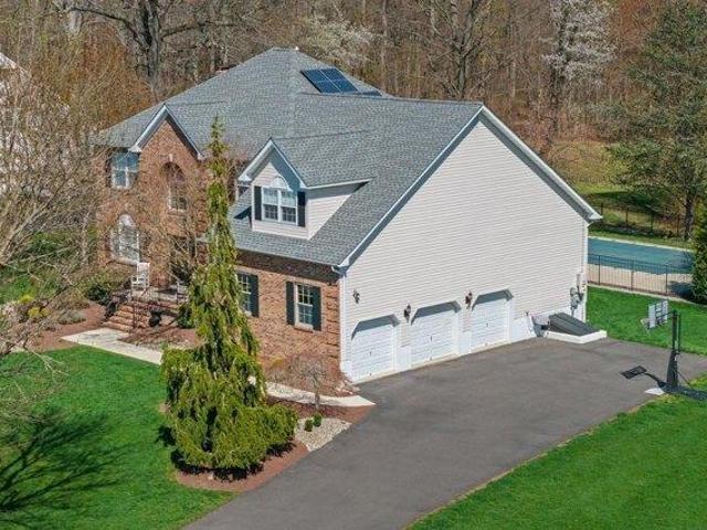house with 5 bedroom, Robbinsville NJ ES105171886