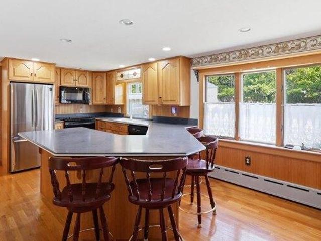 house with 5 bedroom, Rochester NH DS104481060