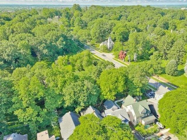 house with 5 bedroom, Rochester NY ES104904878