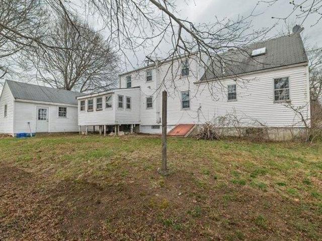 house with 5 bedroom, Rockland MA ES103499685