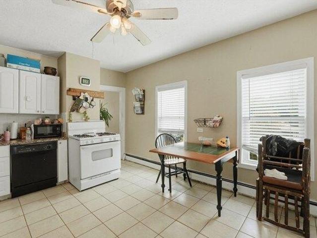 house with 5 bedroom, Rockland MA ES105058834