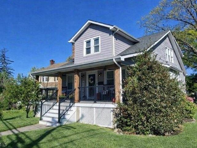 house with 5 bedroom, Roseland NJ DLS102218356