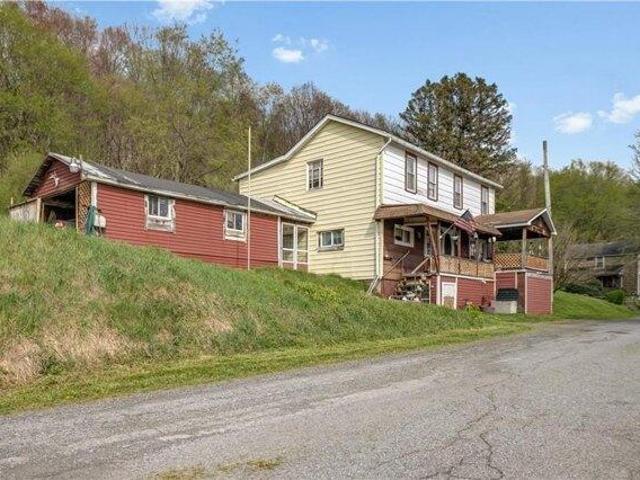 house with 5 bedroom, Rossiter PA ES103627075