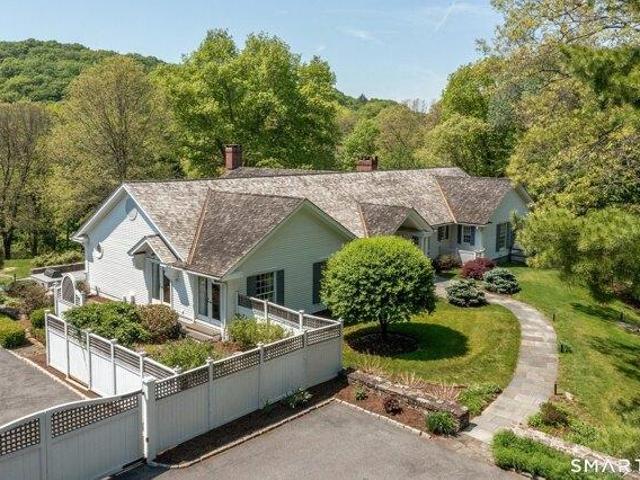 house with 5 bedroom, Roxbury CT DS104114082