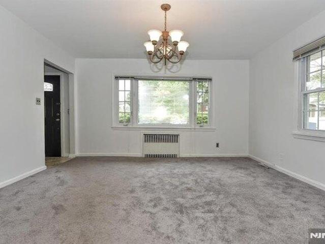house with 5 bedroom, Rutherford NJ ES104191623