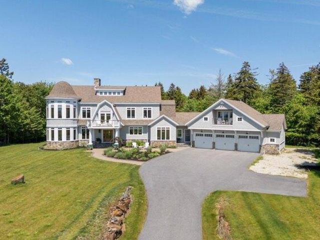 house with 5 bedroom, Scarborough ME ES103440393