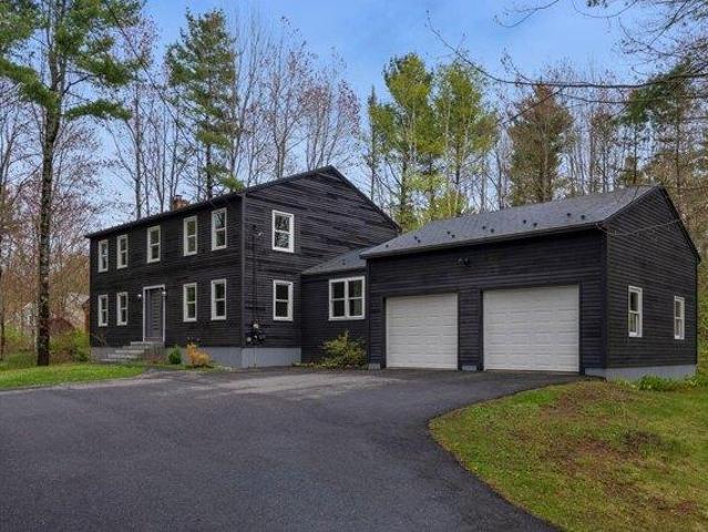 house with 5 bedroom, Scarborough ME ES105171952