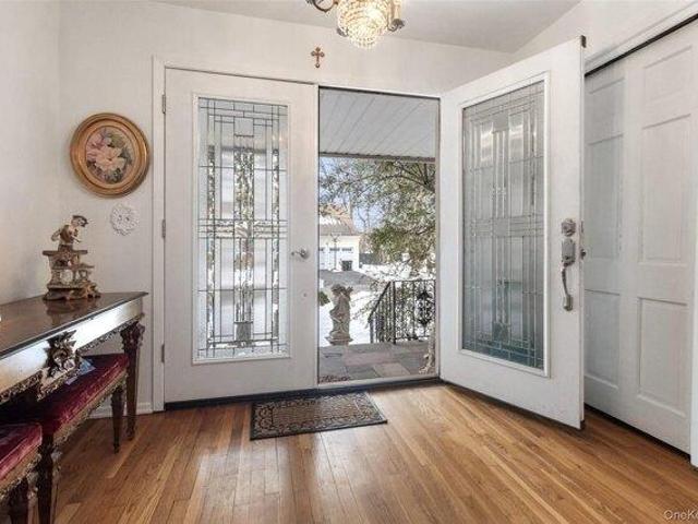 house with 5 bedroom, Scarsdale NY DS101799517