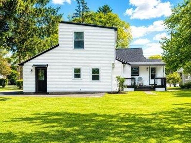 house with 5 bedroom, Schenectady NY ES103621328