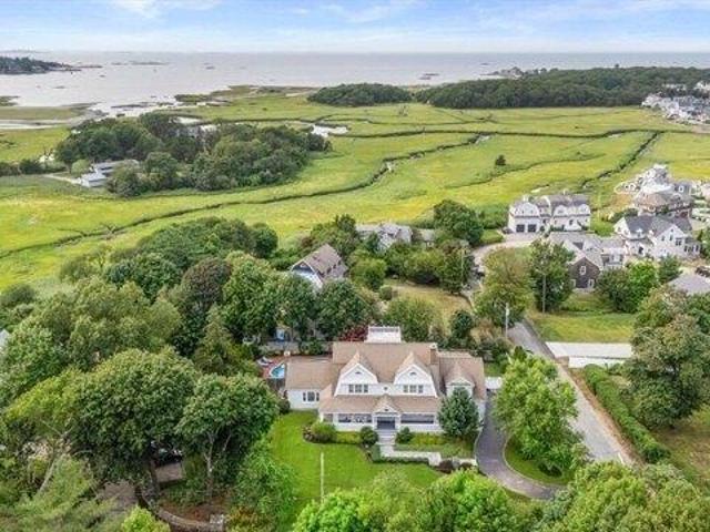 house with 5 bedroom, Scituate MA ES103625278
