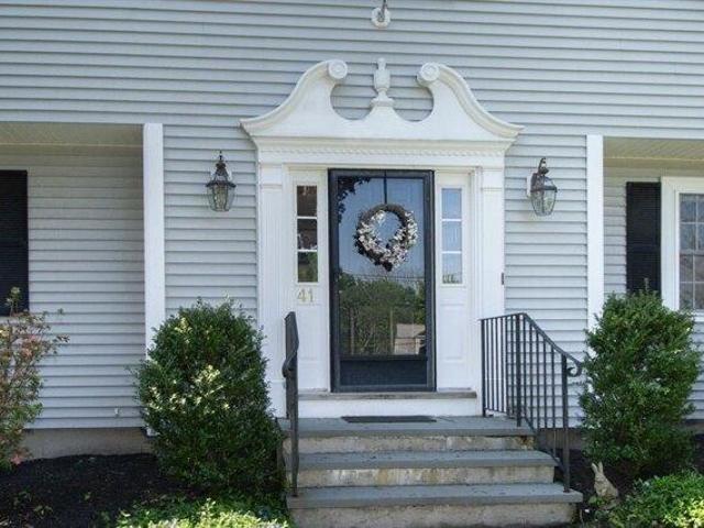 house with 5 bedroom, Scituate MA ES104150456