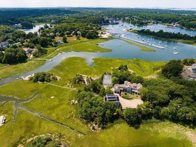 house with 5 bedroom, Scituate MA ES105060117