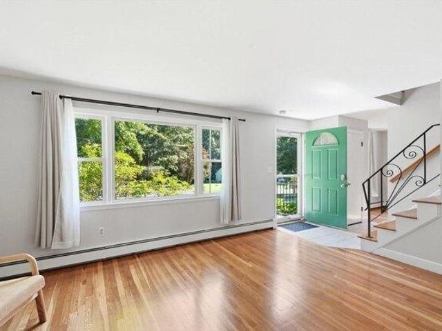 house with 5 bedroom, Scituate MA ES105082784