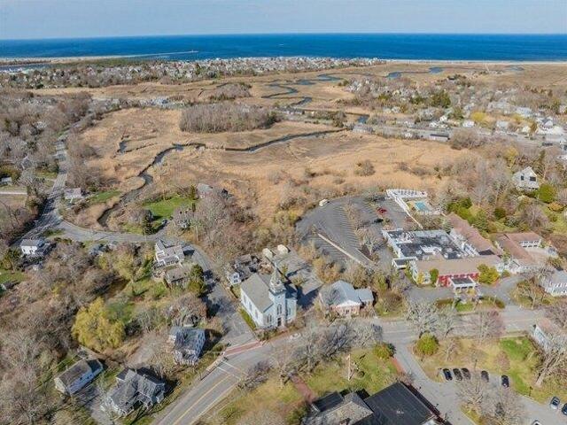 house with 5 bedroom, Sandwich MA DS102709145