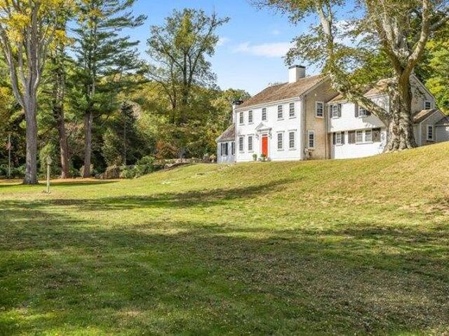 house with 5 bedroom, Sandwich MA DS104300059