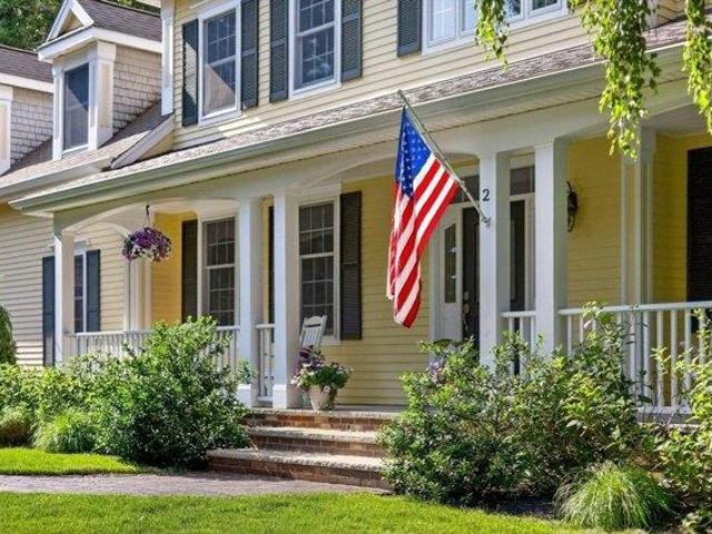 house with 5 bedroom, Sandwich MA DS104443300
