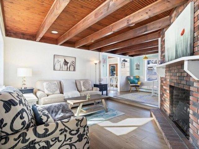 house with 5 bedroom, Saco ME ES104152240